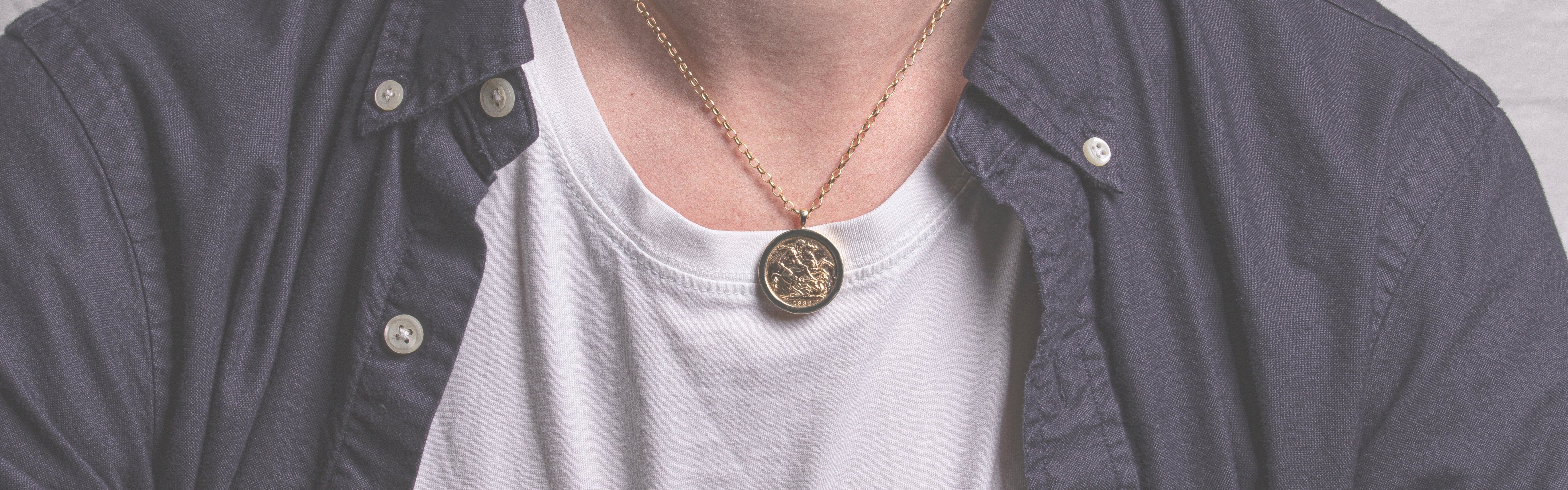 Sovereign Jewellery - Walker & Hall