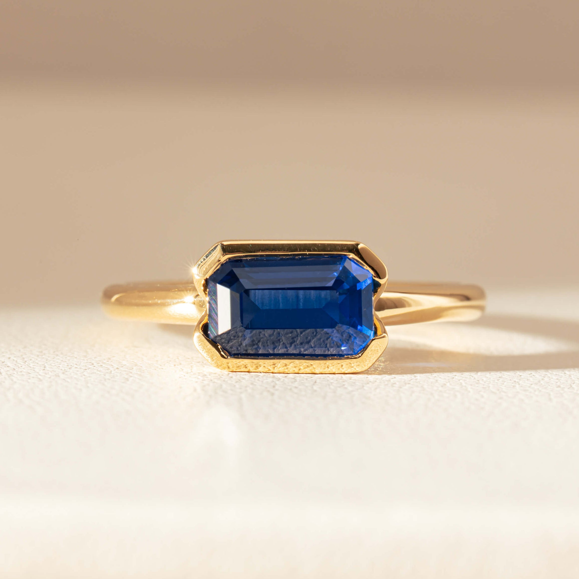 18ct Yellow Gold 2.11ct Sapphire Elle Ring - Walker & Hall