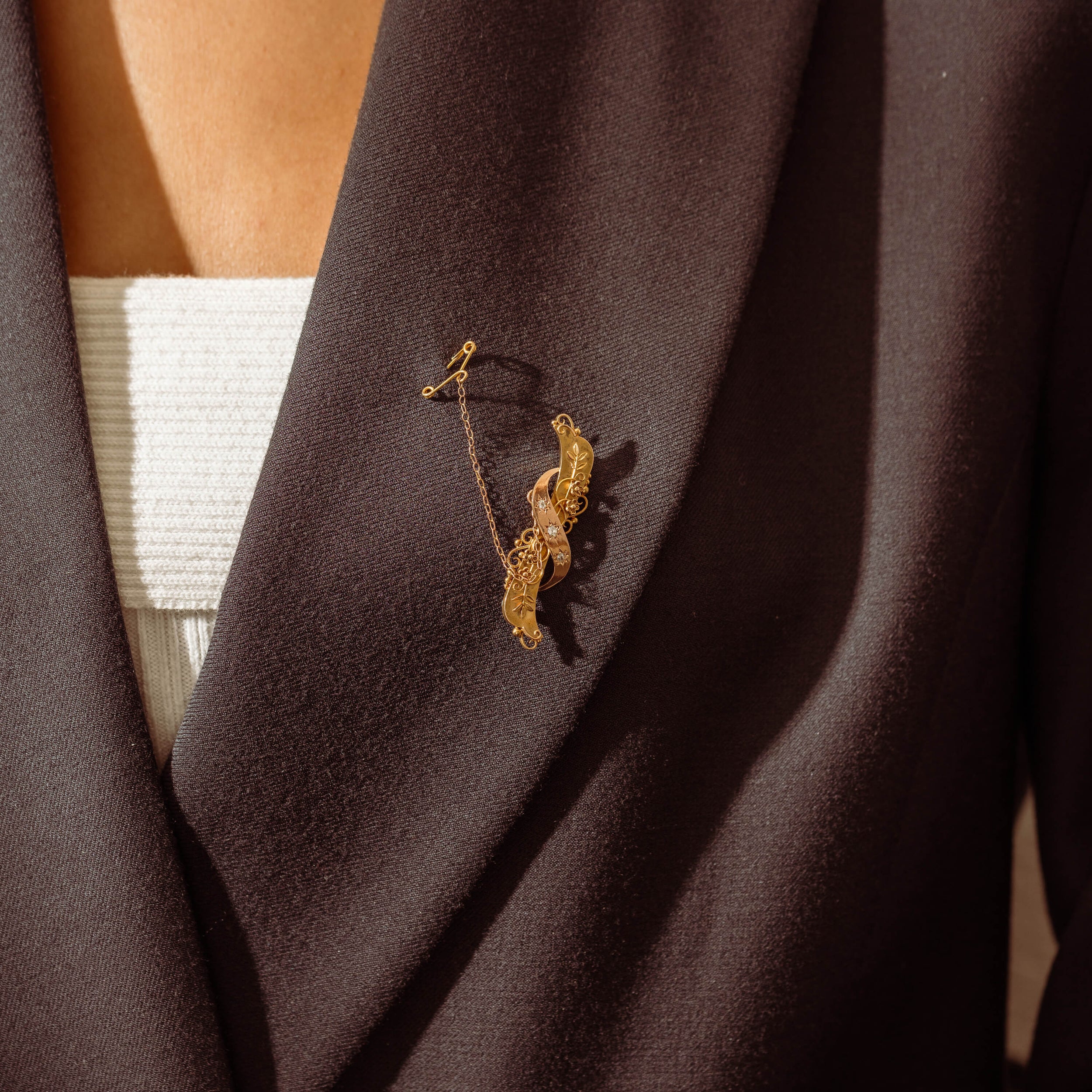 Vintage 15ct Yellow Gold Diamond Set Brooch - Walker & Hall